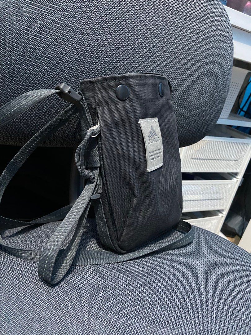 ADIDAS SLING BAG, Men's Fashion, Bags, Sling Bags on Carousell