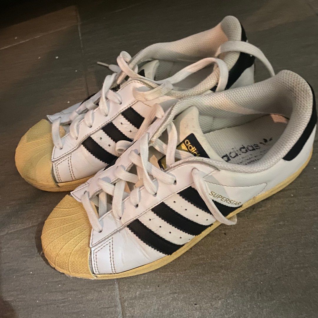 Adidas superstar, Women's Fashion, Footwear, Sneakers on Carousell