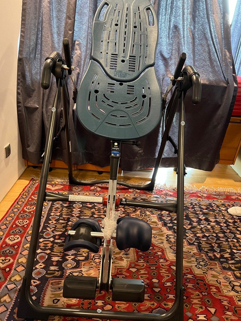 AIBI Teeter Inversion Table, Sports Equipment, Exercise & Fitness ...