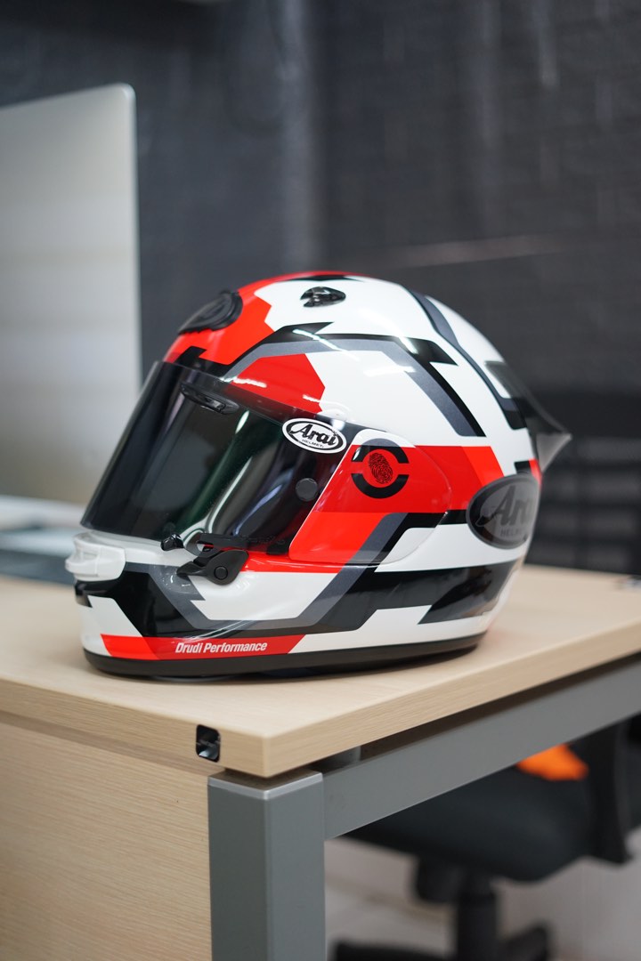 Arai Astro Gx size M like new, Motor di Carousell