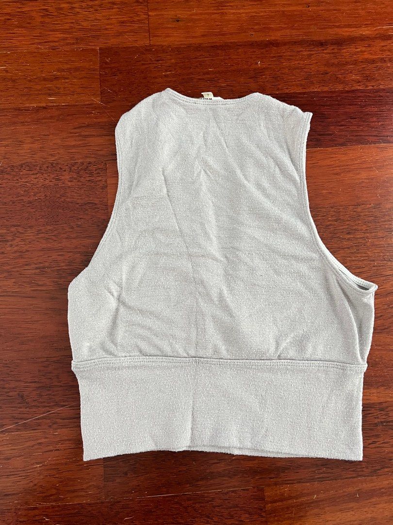 Aritzia Deep V Top, Women's Fashion, Tops, Other Tops on Carousell