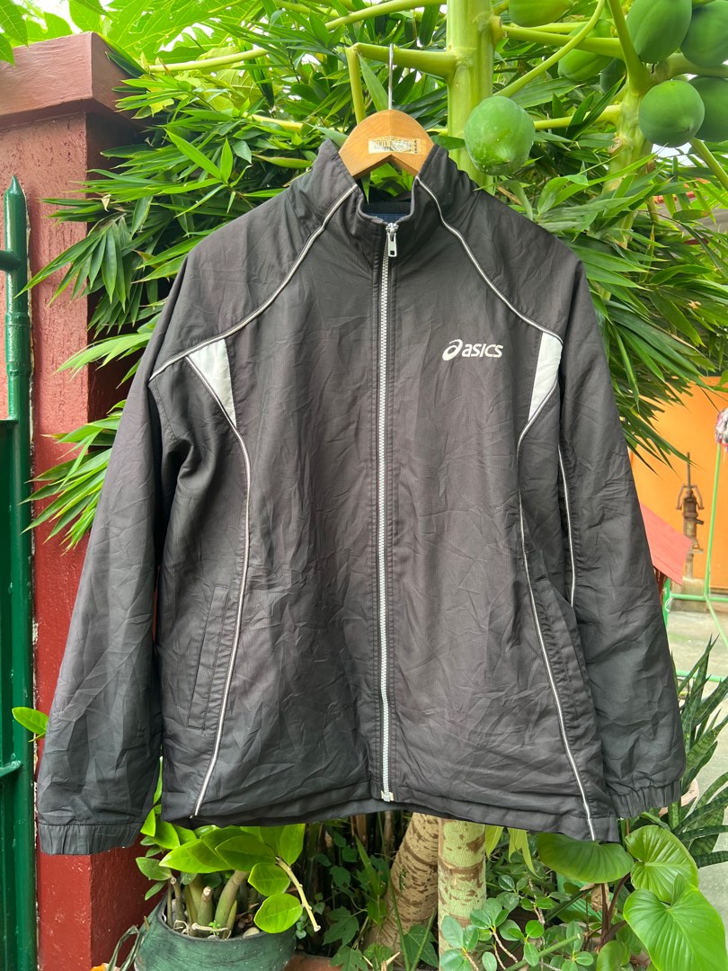 Asics windbreaker, Men's Fashion, Coats, Jackets and Outerwear on Carousell