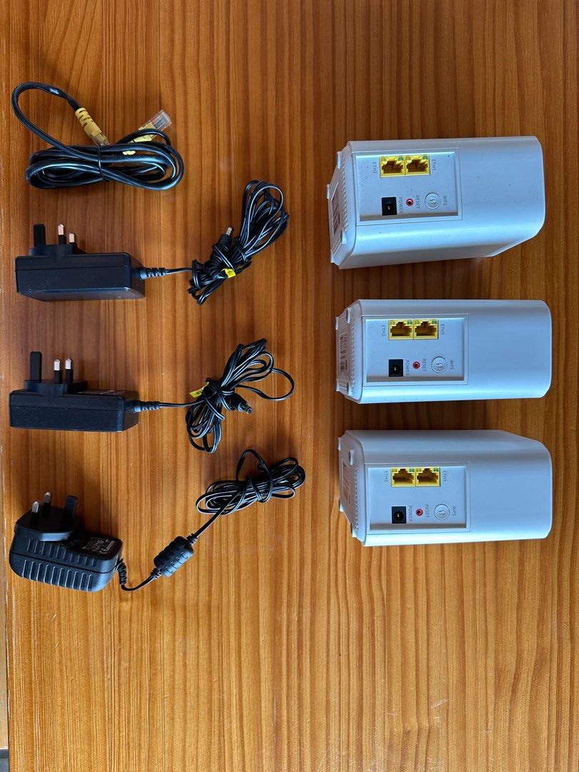 Askey Wifi Mesh Router (Set of 3), Computers & Tech, Parts ...