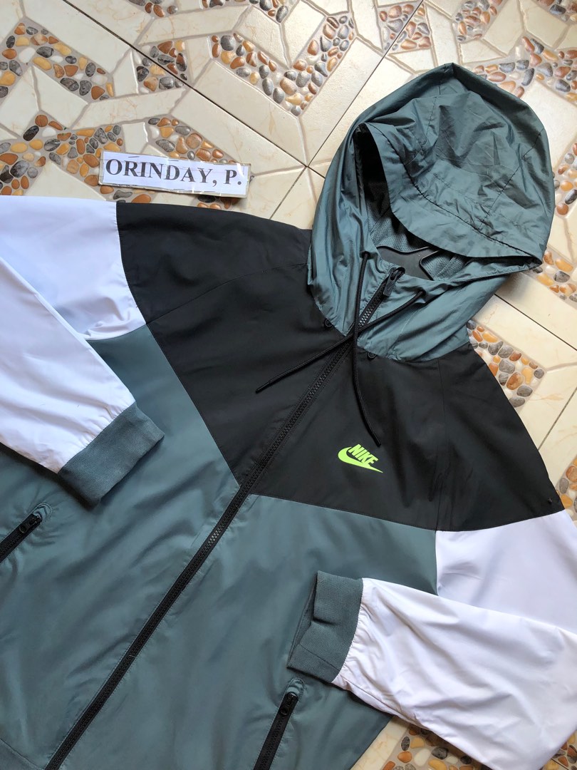 Authentic Nike Windrunner Tri-Tone Windbreaker Jacket on Carousell