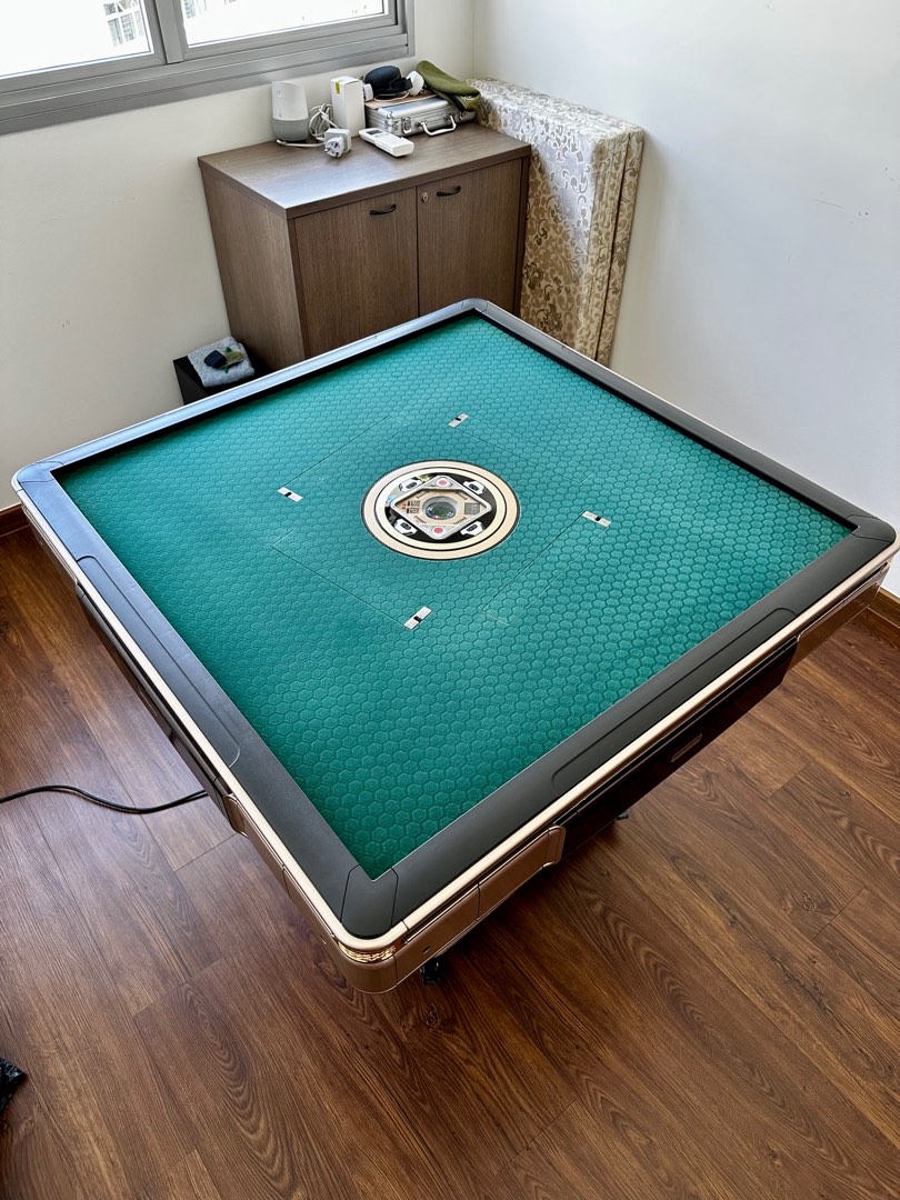 Automatic Mahjong Table, Hobbies & Toys, Toys & Games on Carousell