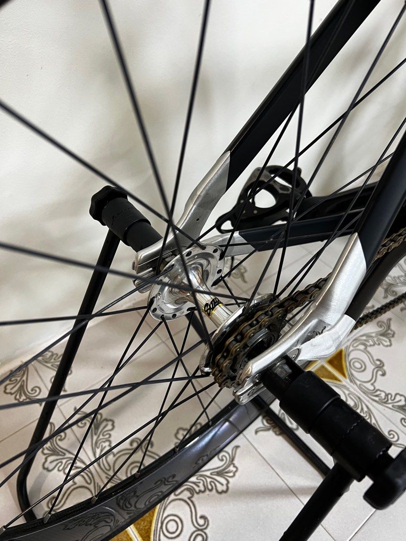 Aventon Diamond Fixed Gear, Sports Equipment, Bicycles & Parts ...