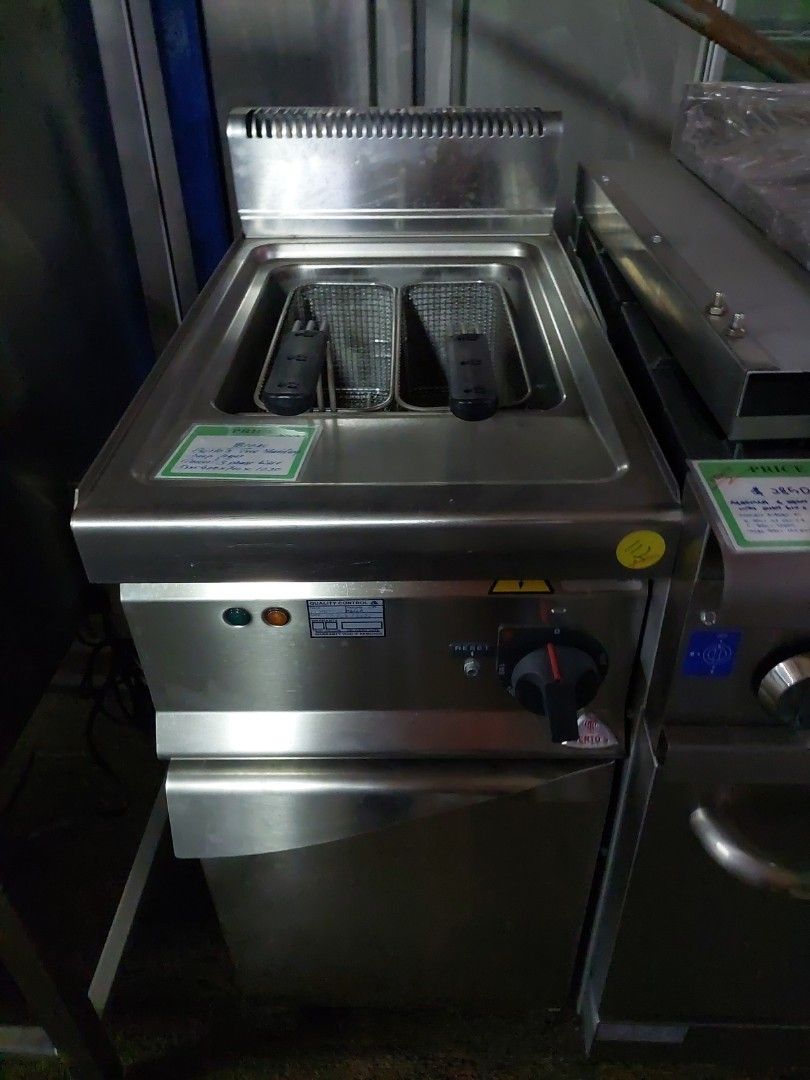 Bertos Free Standing Deep Fryer, Power : 3 Phase Wire, Dim : 400mm x ...
