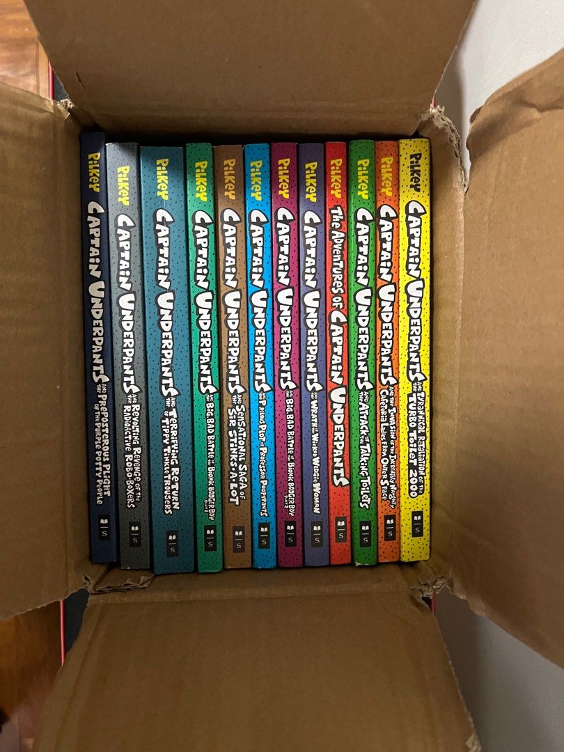 Captain underpants set of 12, Hobbies & Toys, Books & Magazines, Comics ...
