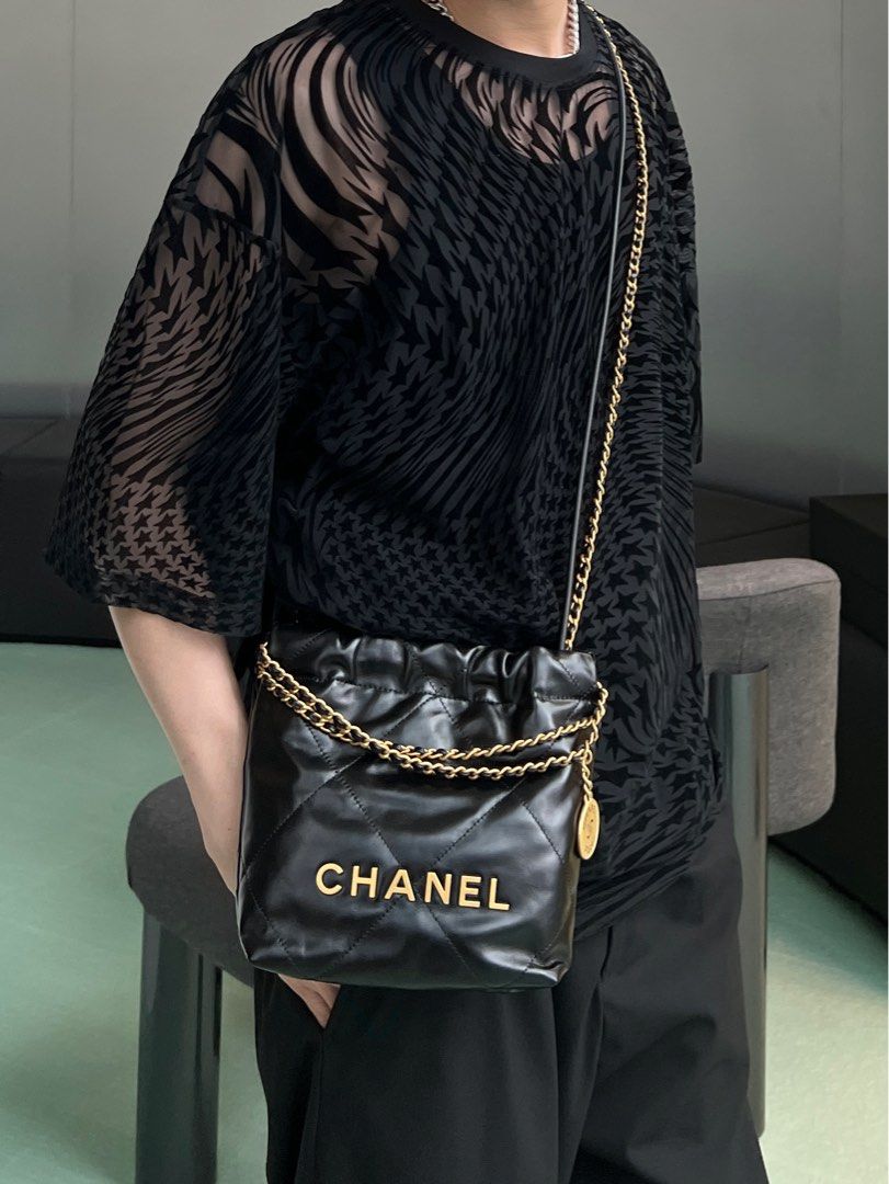Chanel 22 Mini Bag, Luxury, Bags & Wallets on Carousell