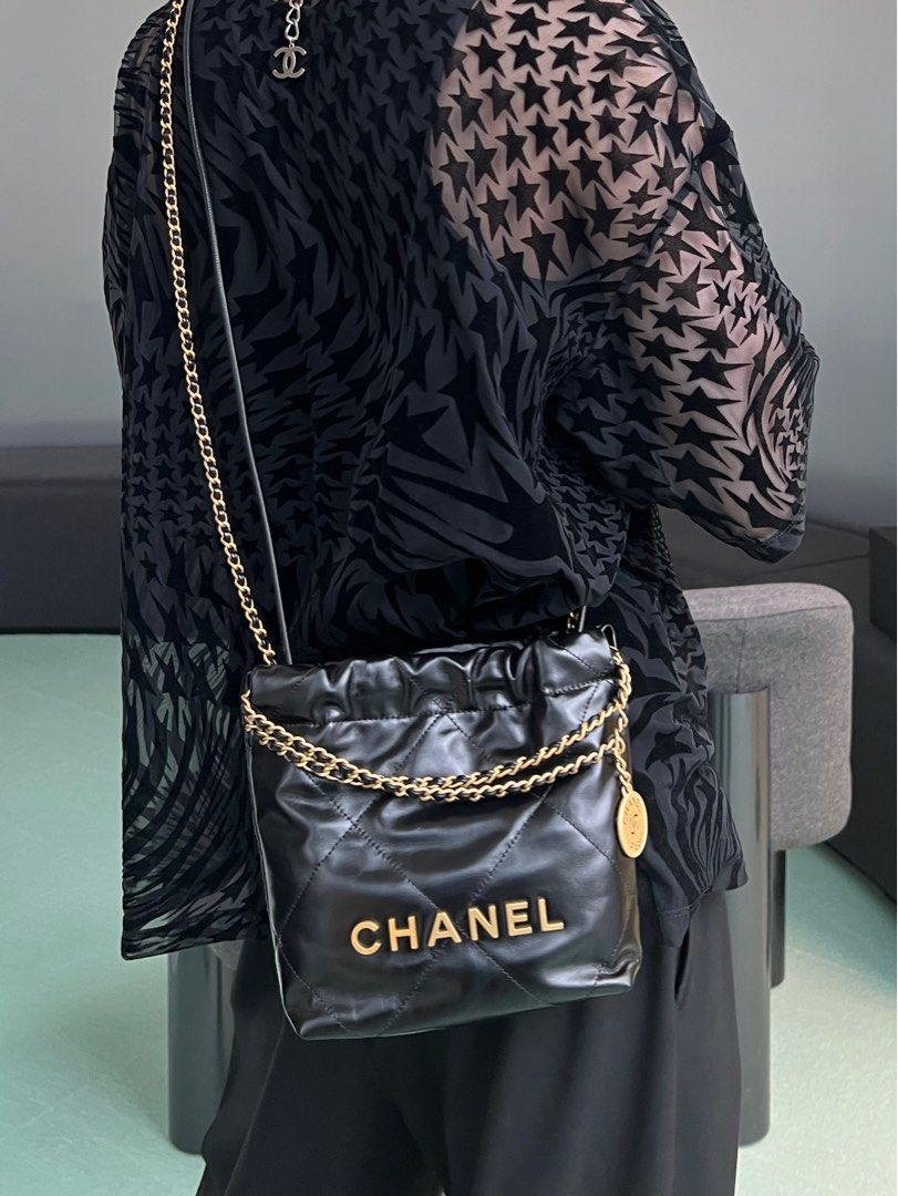 Chanel 22 Mini Bag, Luxury, Bags & Wallets on Carousell