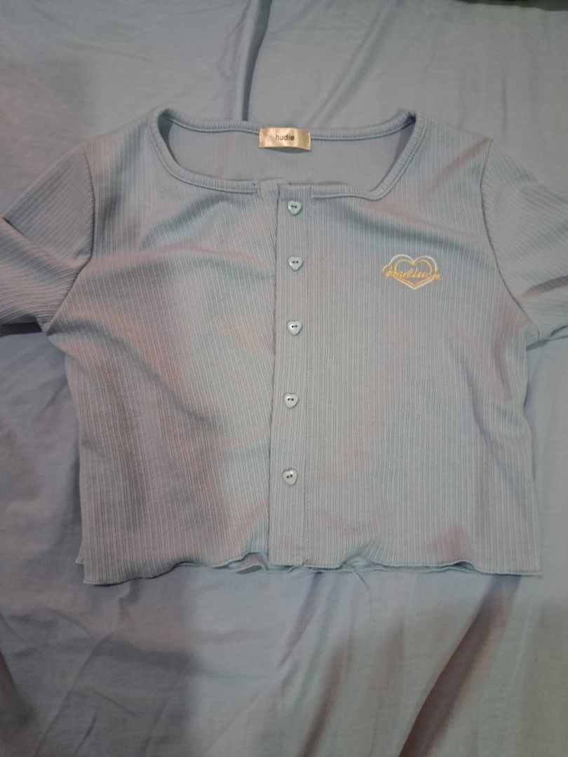 coquette baby blue button up loose crop top, Women's Fashion, Tops ...