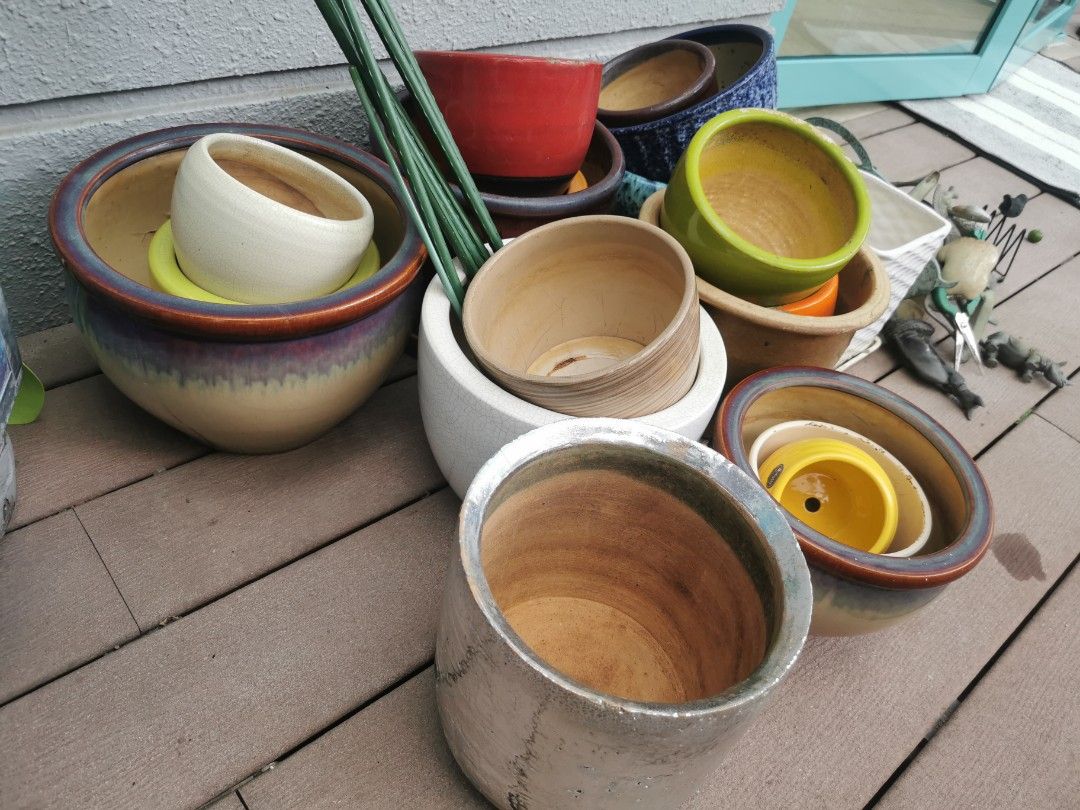 Decorative Ceramic Plant Pots with Drainage Hole, Furniture & Home ...