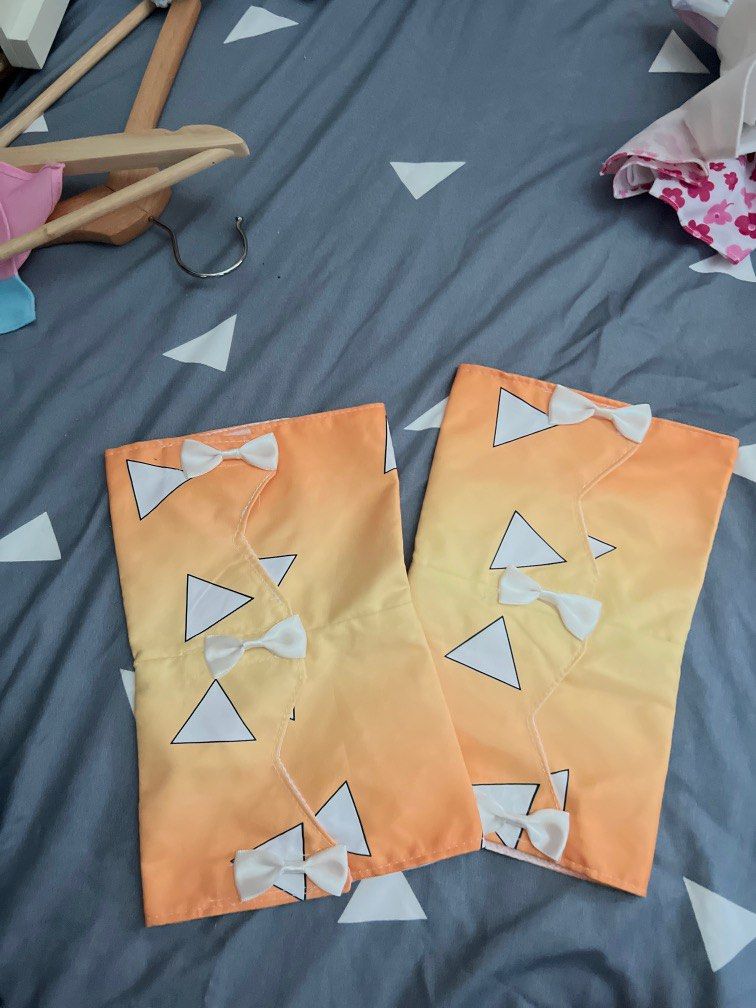 Demon Slayer Kimetsu No Yaiba Zenitsu Socks Calf Wrap, Men's Fashion ...