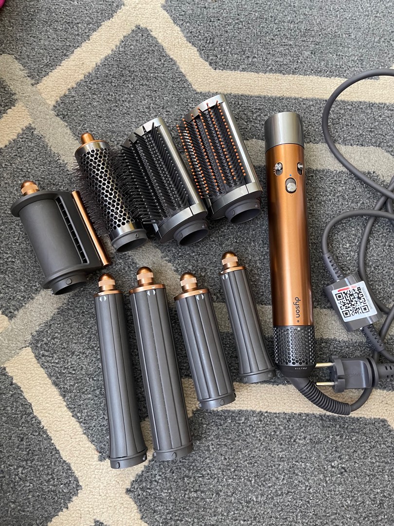 Dyson Airwrap Multi-Stylet Complete on Carousell