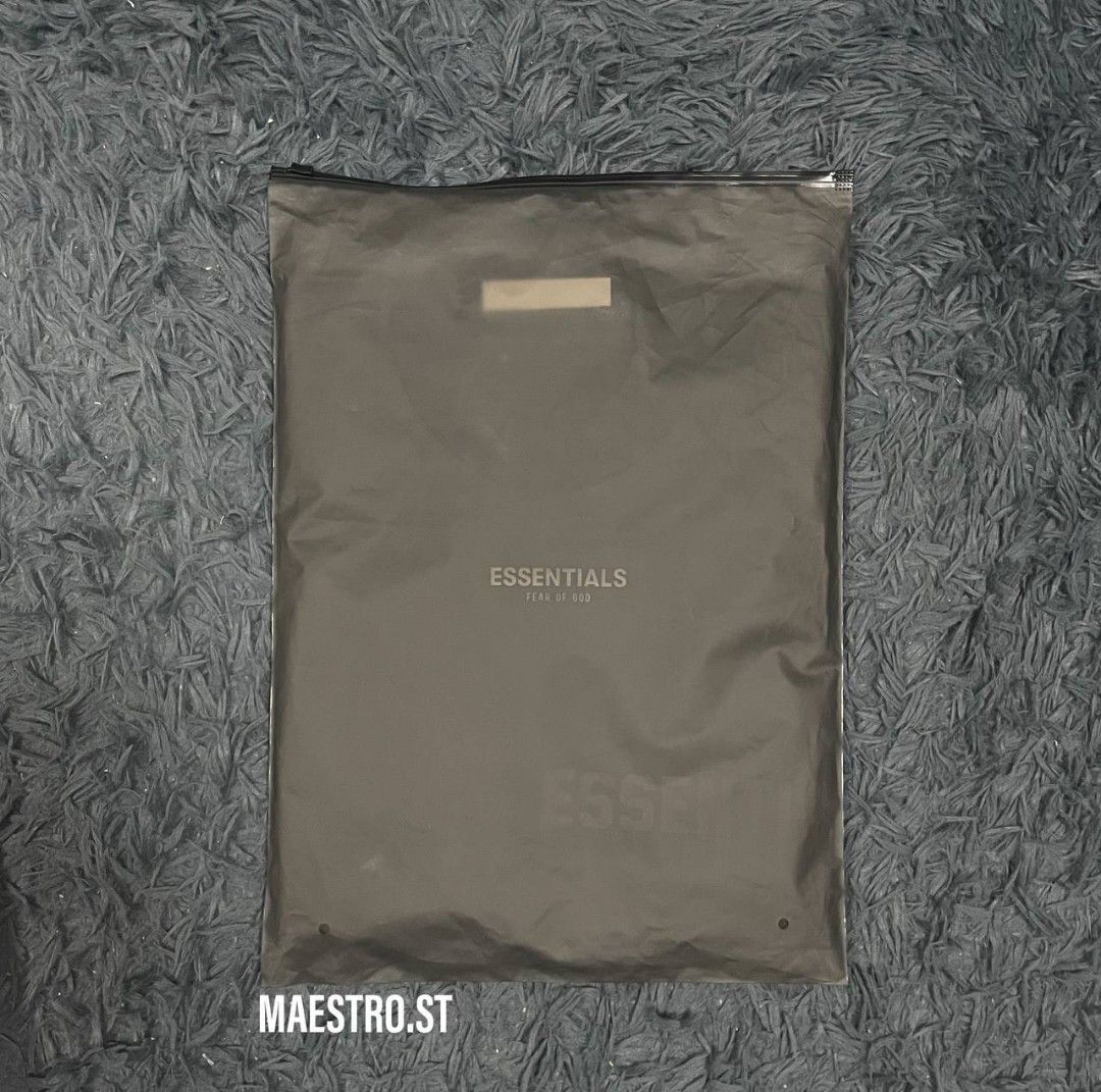 ESSENTIAL SS23 GRAY, Men's Fashion, Tops & Sets, Tshirts & Polo Shirts ...