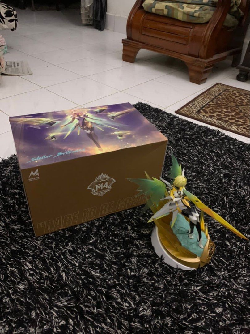 Figurine Beatrix M4, Hobbies & Toys, Toys & Games on Carousell