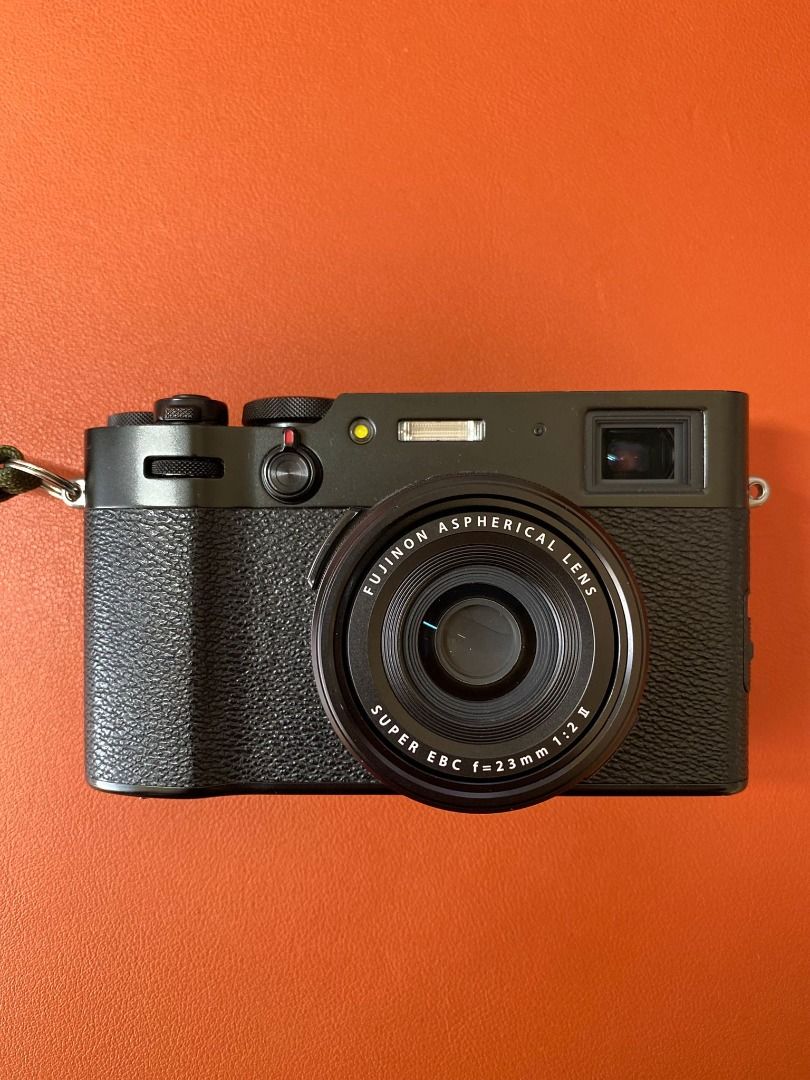 Fujifilm x100v with wcl-x100 ii wide angle converter, Photography, Cameras on Carousell
