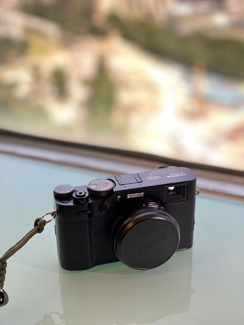 Fujifilm x100v with wcl-x100 ii wide angle converter, Photography, Cameras on Carousell