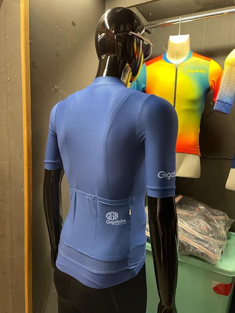 GIGABIKE CYCLING JERSEY [SAMPLE], Sports Equipment, Bicycles & Parts ...