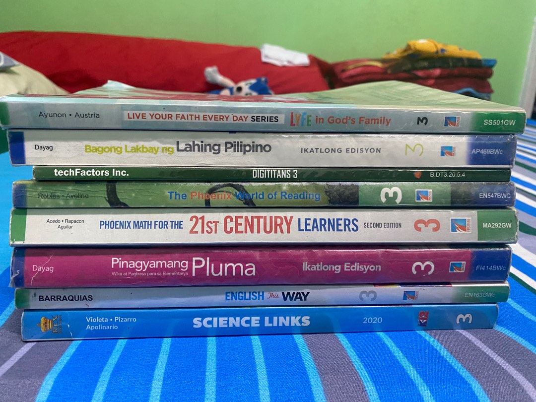 Grade 3 textbooks 2300 only take all, Hobbies & Toys, Books & Magazines ...