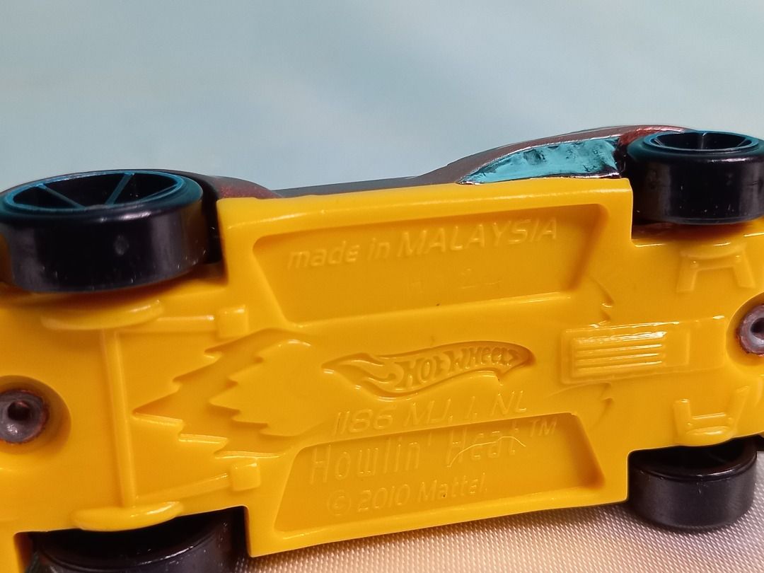 Howlin Heat 2010 Mattel Hot Wheels Toy Car on Carousell