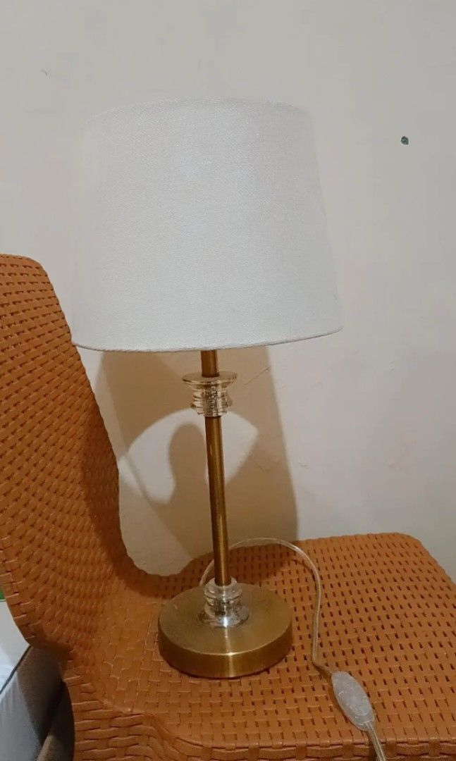 Informa lampu meja gold, Jasa, Jasa Servis Rumah, Electrical, Lighting ...