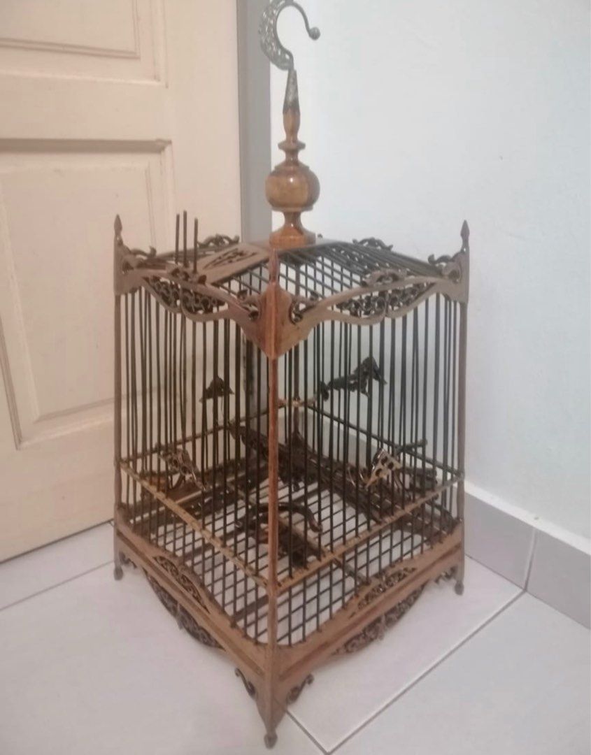 JAMBUL SQUARE CAGE, Pet Supplies, Homes & Other Pet Accessories on Carousell