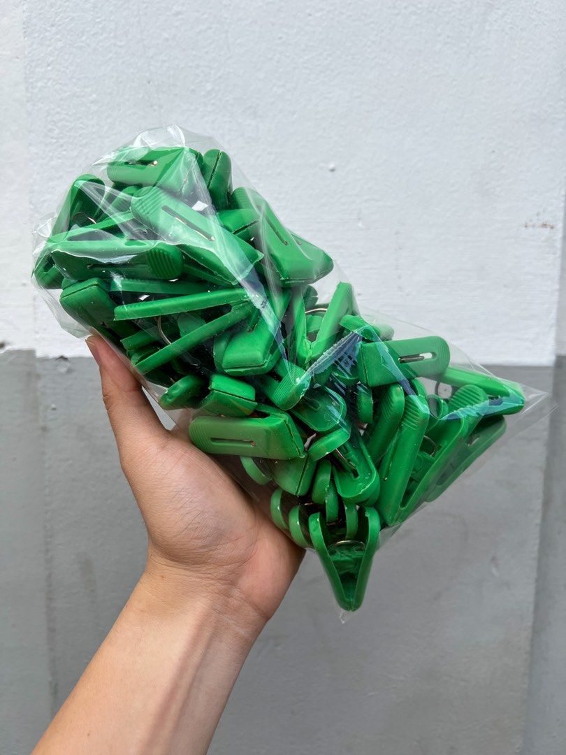 Jumbo Clips Sipit ng Damit Blue Red Green on Carousell
