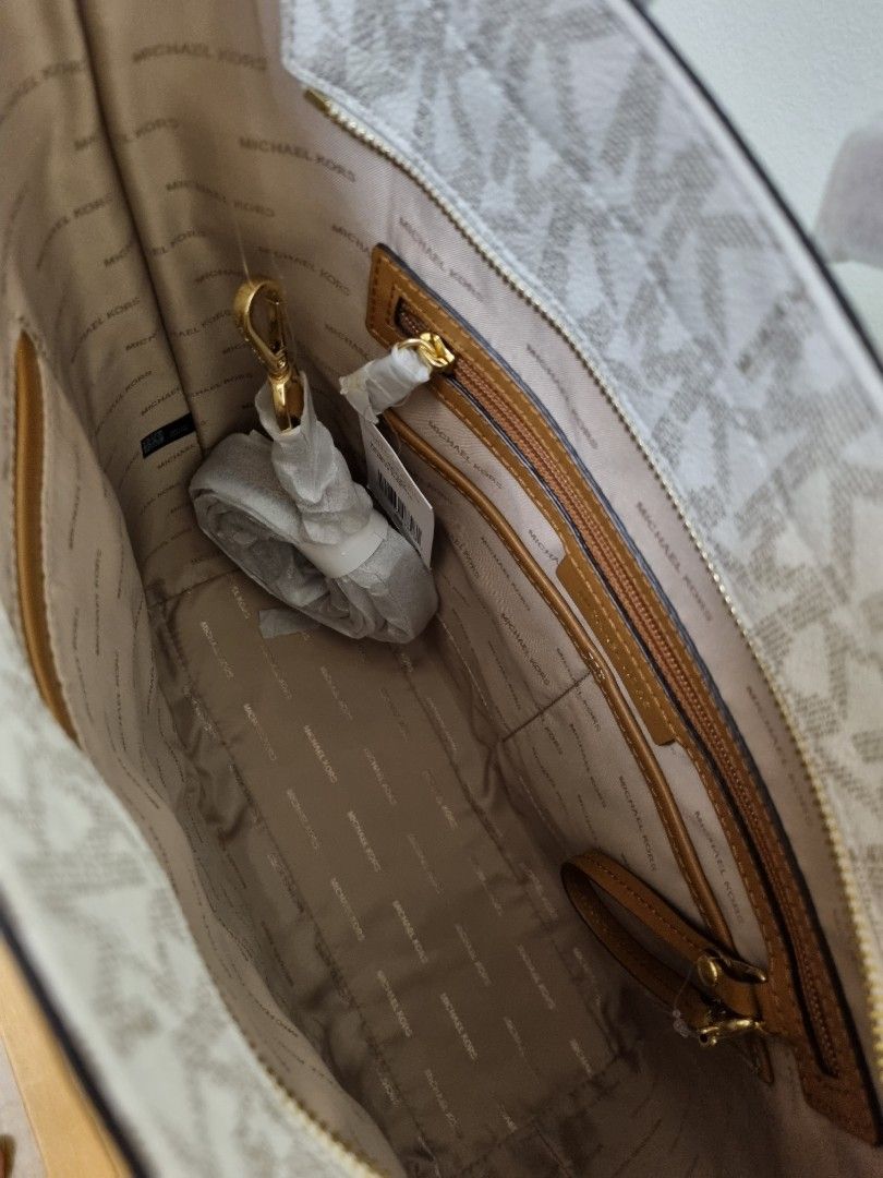 Michael Kors Hayley Tote Bag. ORIGINAL., Women's Fashion, Bags ...