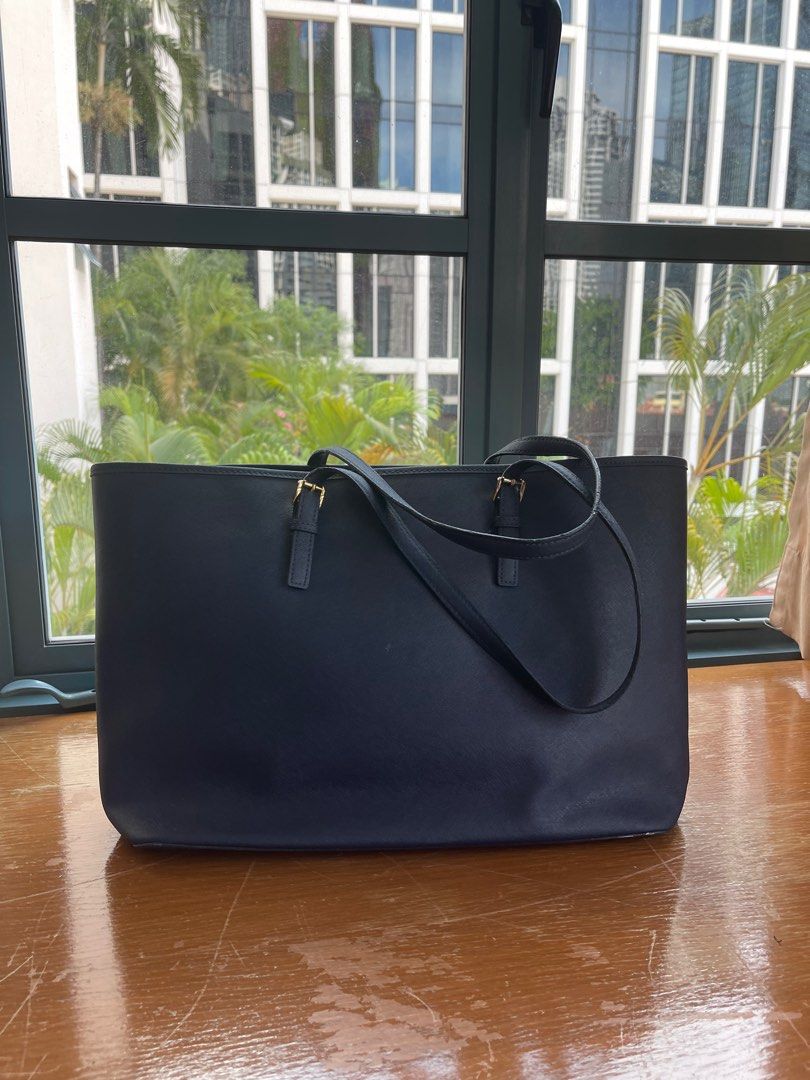Michael Kors Navy Tote Bag, Women's Fashion, Bags & Wallets, Tote Bags ...
