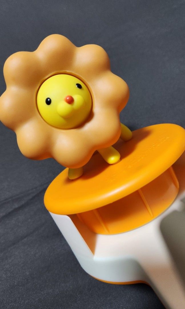 Mister Donut Pon De Lion Tape dispenser Brand New, Hobbies & Toys ...