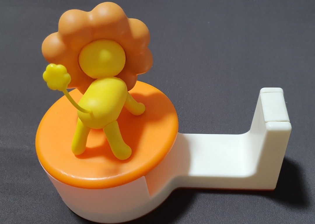 Mister Donut Pon De Lion Tape dispenser Brand New, Hobbies & Toys ...