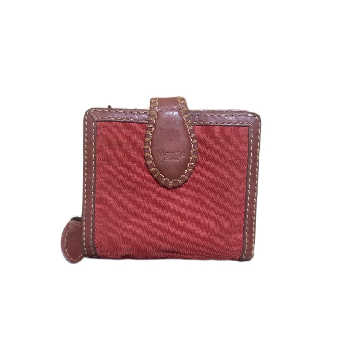 Monsac Jeune Bifold Wallet, Women's Fashion, Bags & Wallets, Wallets ...