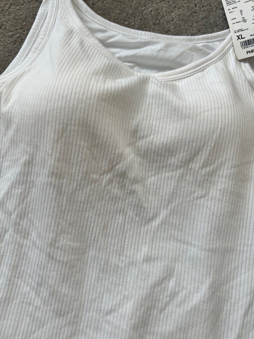 New Uniqlo Airism sando with bra XL, Women's Fashion, Tops, Sleeveless ...