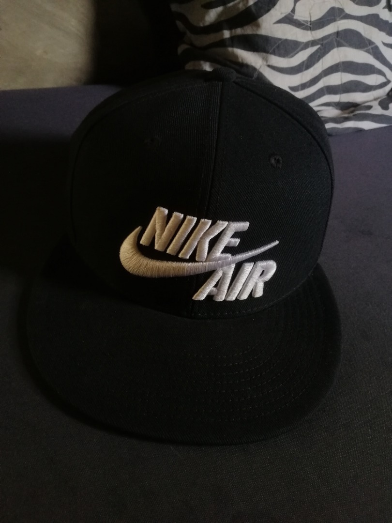 NIKE AIR SNAP BACK, Men's Fashion, Watches & Accessories, Caps & Hats ...