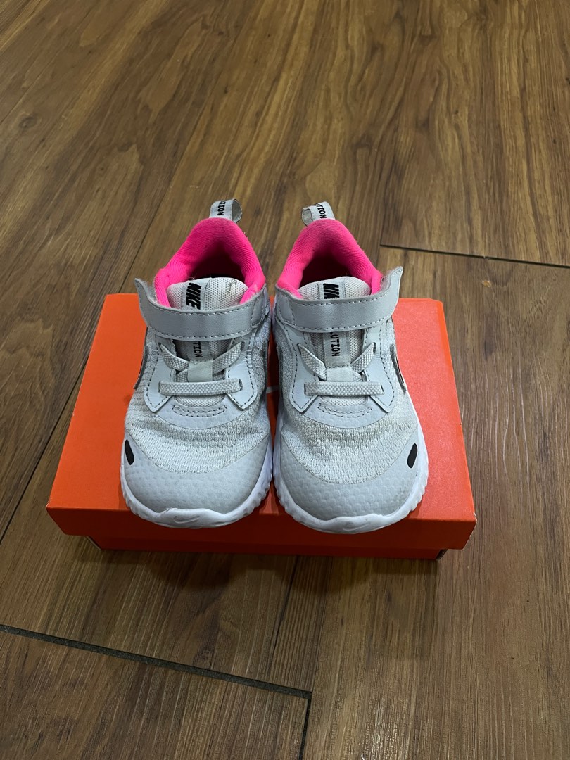 Nike revolution 5 size 7c, Babies & Kids, Babies & Kids Fashion on ...
