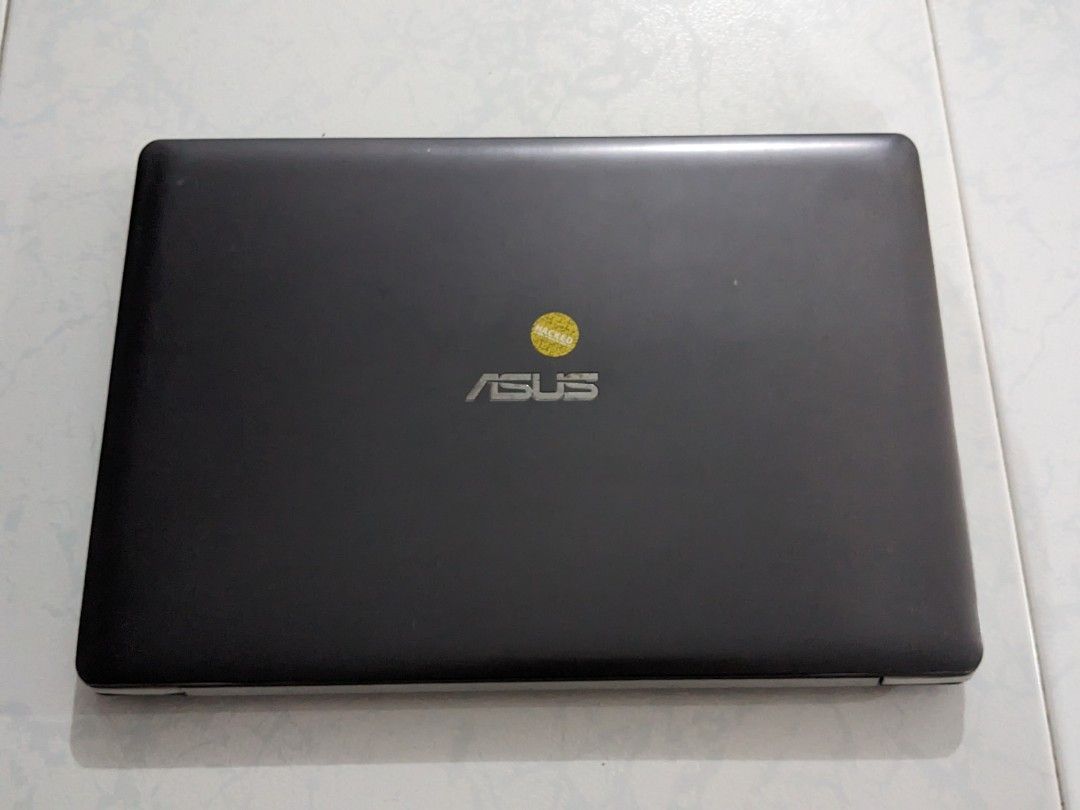 Old ASUS Laptop, Computers & Tech, Laptops & Notebooks on Carousell