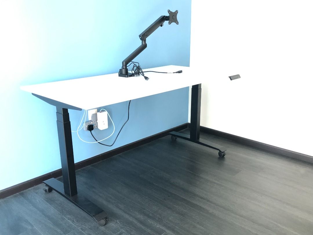 Omnidesk Ergo Table 60" inches, Computers & Tech, Parts & Accessories ...