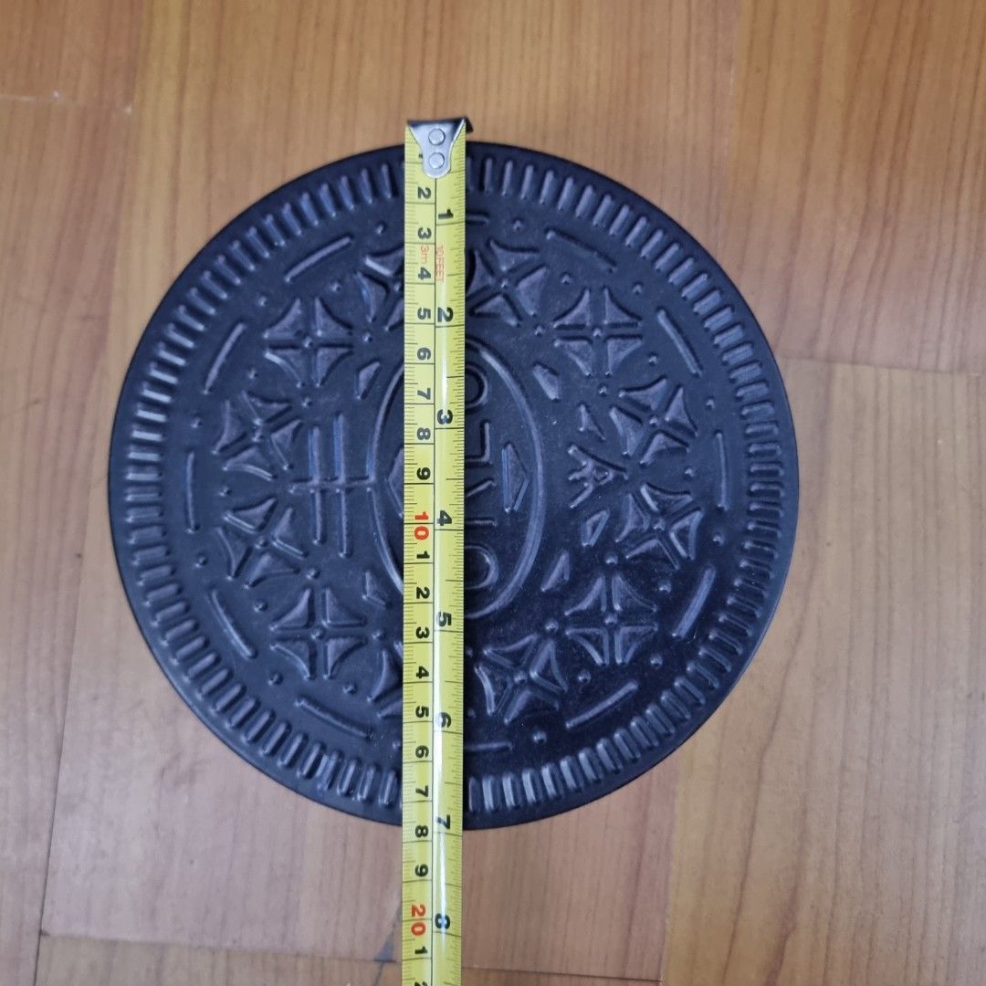 Oreo round tin, Furniture & Home Living, Home Improvement ...