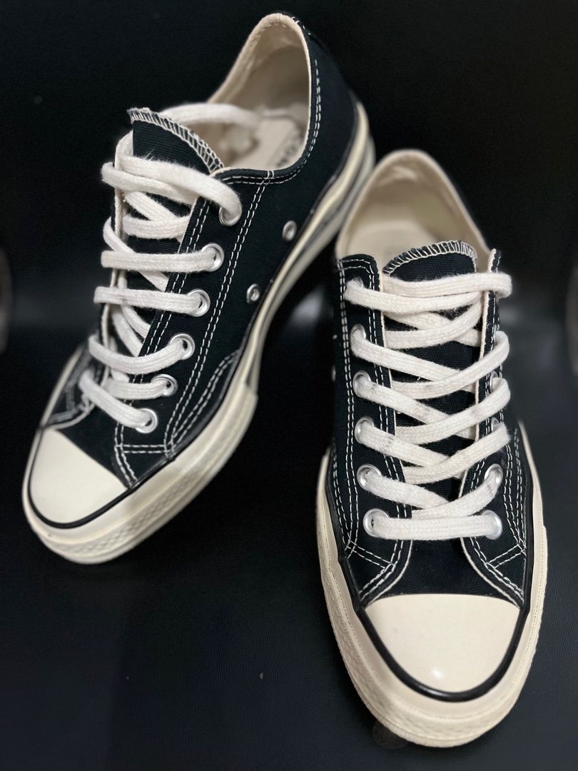 Original converse on Carousell