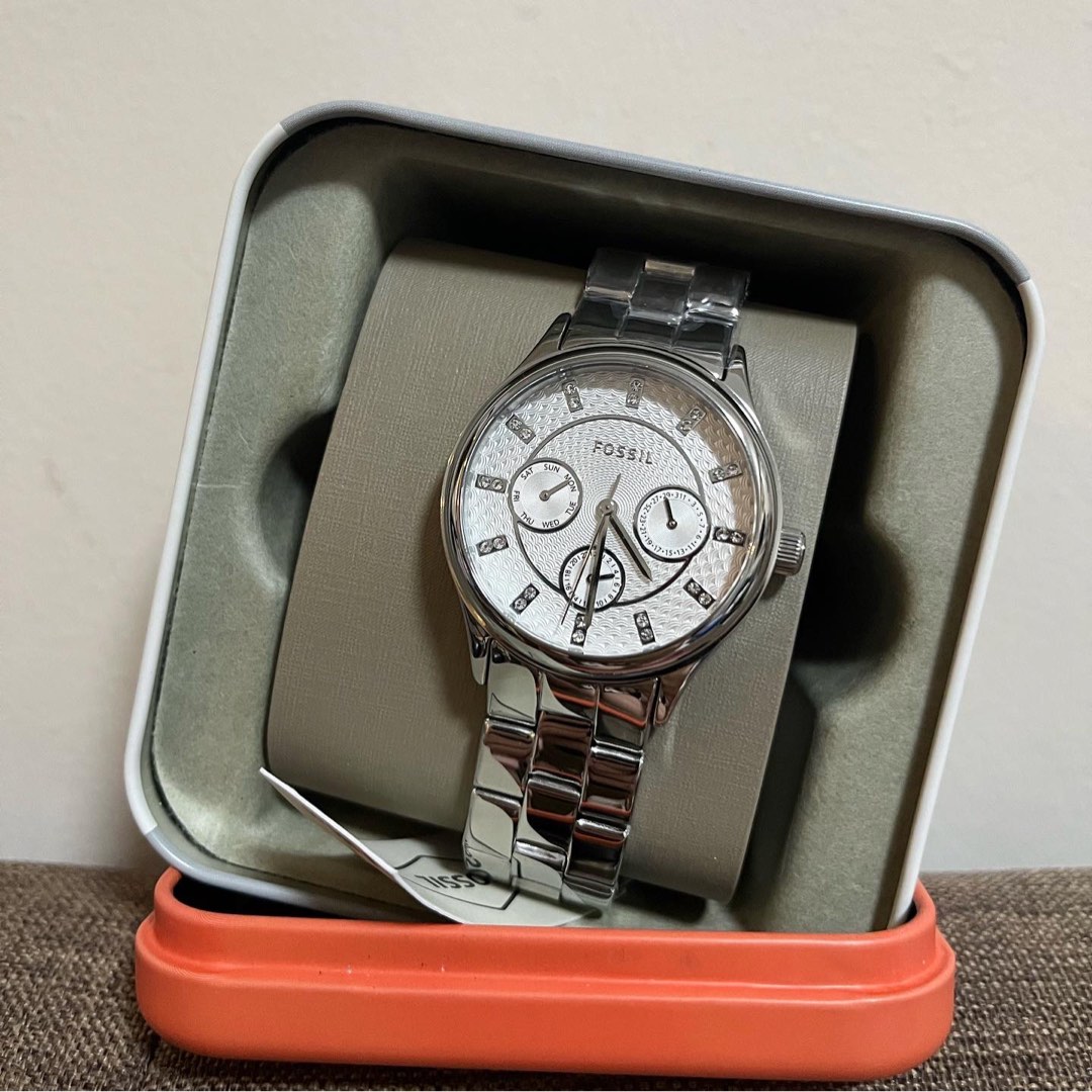 Original Fossil Silver Watch on Carousell