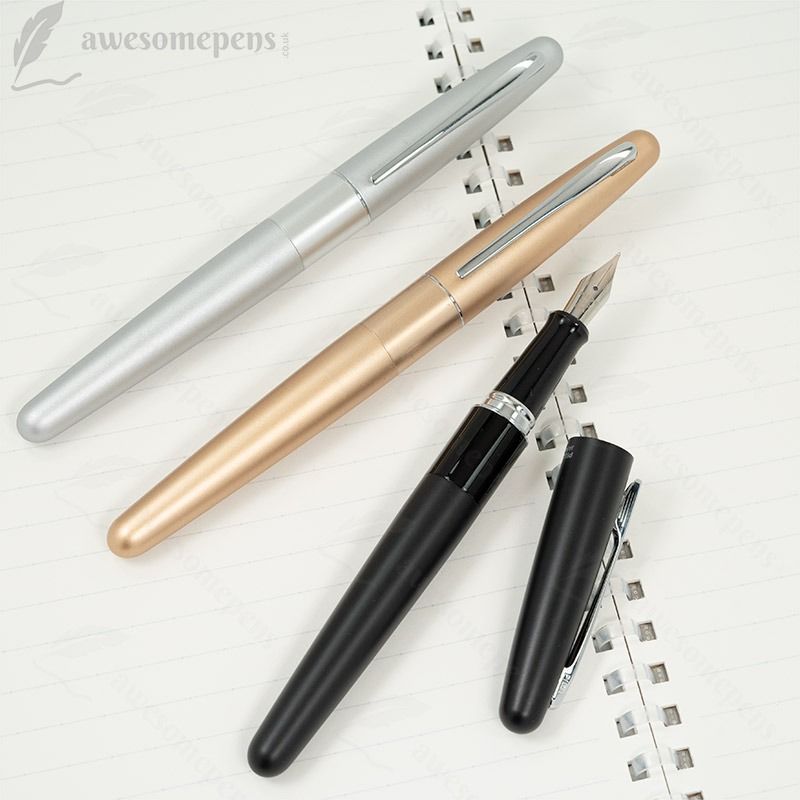 Pilot MR Metropolitan Fountain Pen (Fine) with blue refill cartridge ...