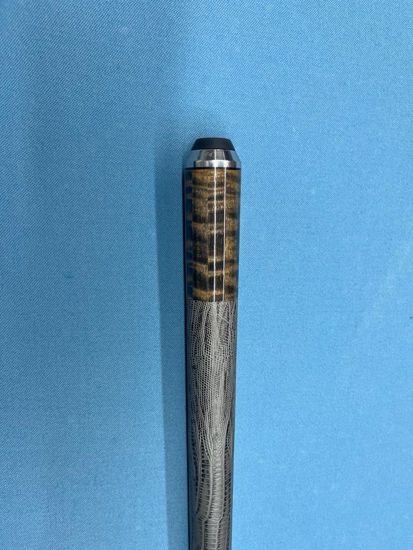 Predator P2 Pool Cue, Sports Equipment, Sports & Games, Billiards ...