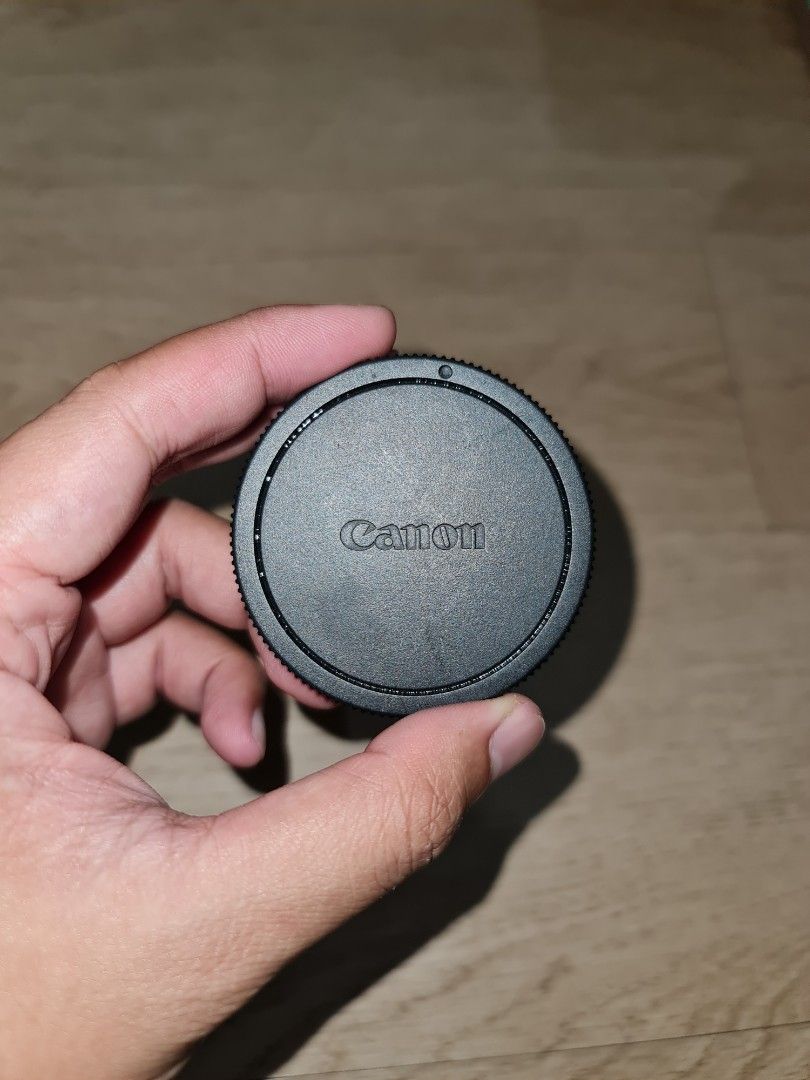 Preloved Lens Cap Dust Cap CANON Tipe EB Murah Original Made in Taiwan, Fotografi di Carousell