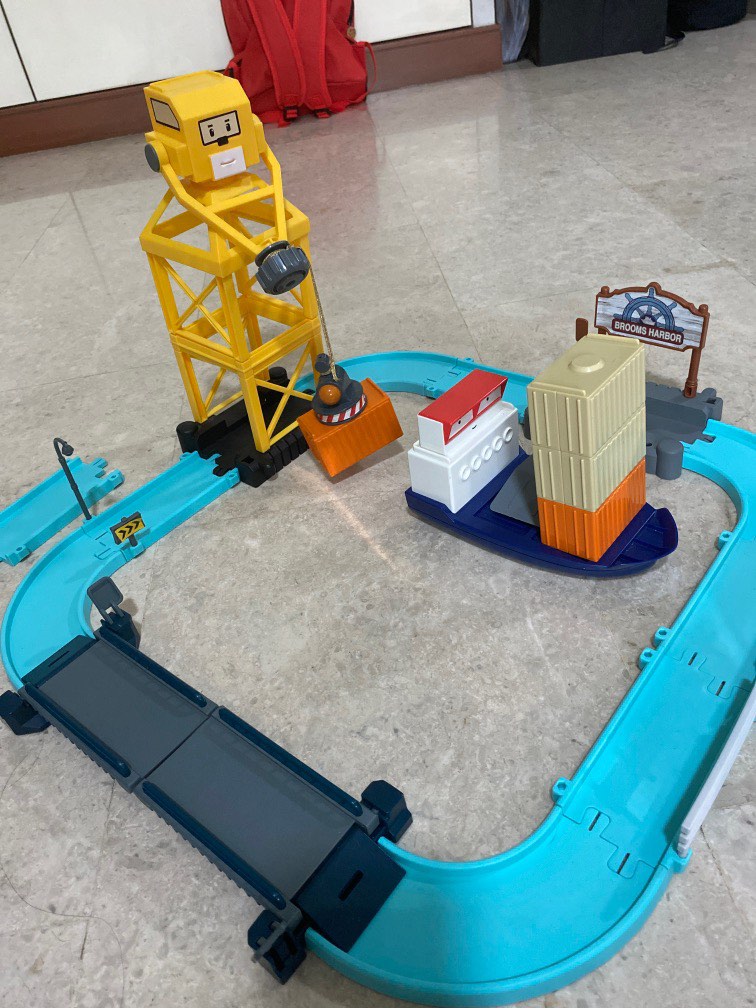 Robocar poli cargo station set, Hobbies & Toys, Toys & Games on Carousell
