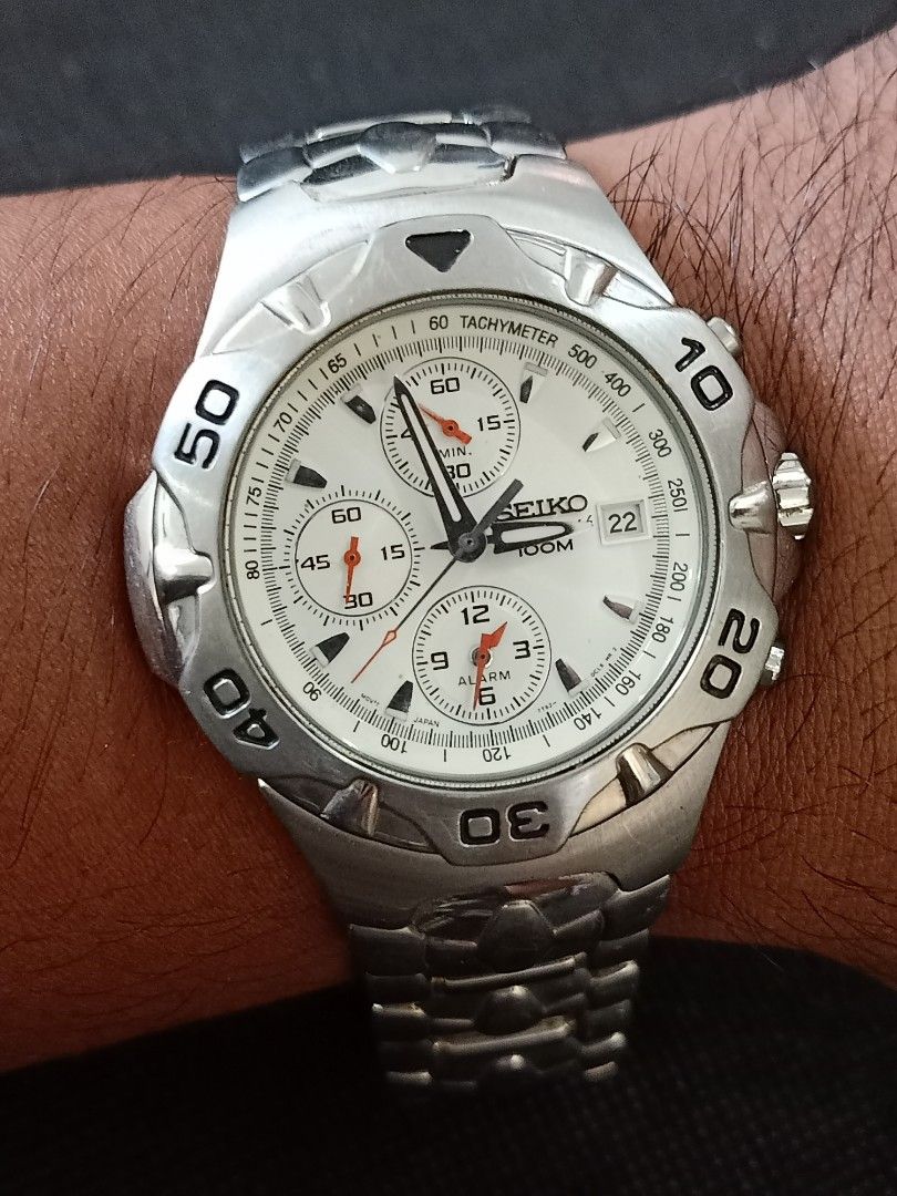 Seiko chronograph, Men's Fashion, Watches & Accessories, Watches on ...