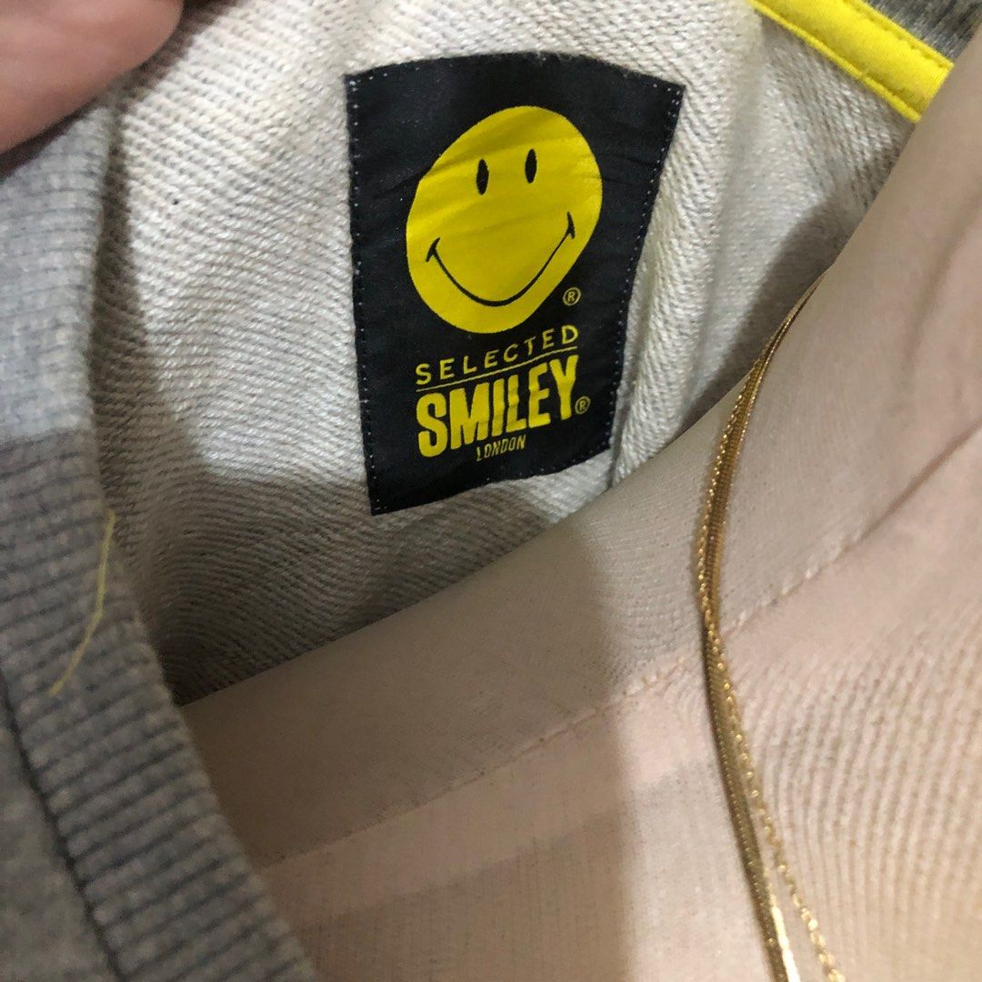 SELECTED SMILEY LONDON, Women's Fashion, Tops, Shirts on Carousell