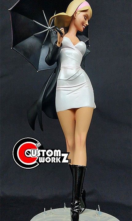 Sideshow Gwen Stacy Comicquette Statue Repaint, Hobbies & Toys, Toys ...