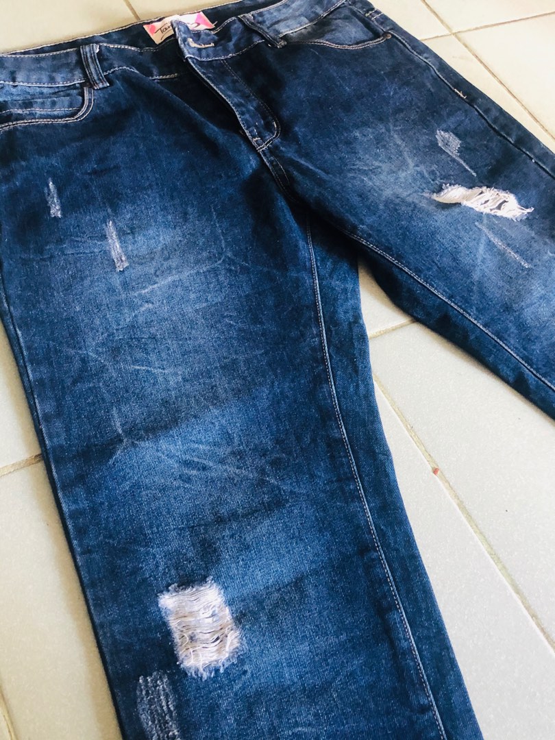 Skinny Tattered Jeans on Carousell