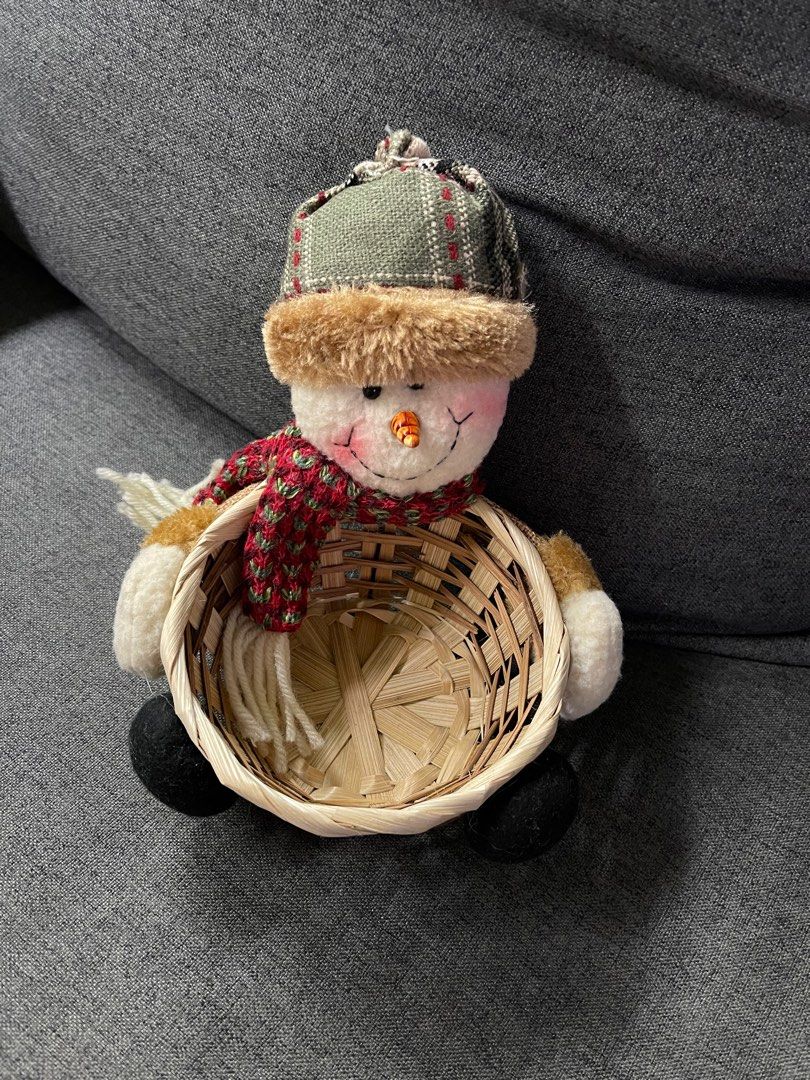Snowman Basket, Hobbies & Toys, Toys & Games on Carousell